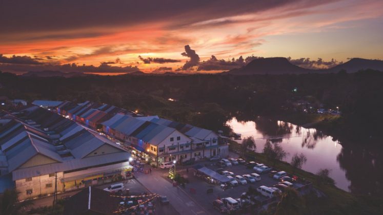A travel guide to Siniawan, Sarawak's "cowboy town" - Going Places by ...