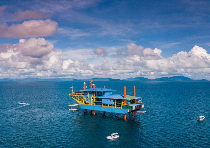 Live and dive off the world's only oil rig resort on Sabah's Mabul ...